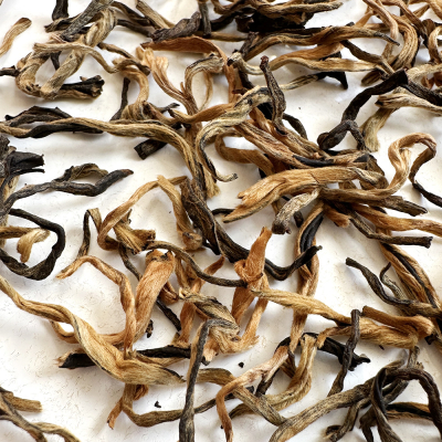 Buy Chinese Black Tea Online: Authentic Black Teas Wholesale | Teasenz